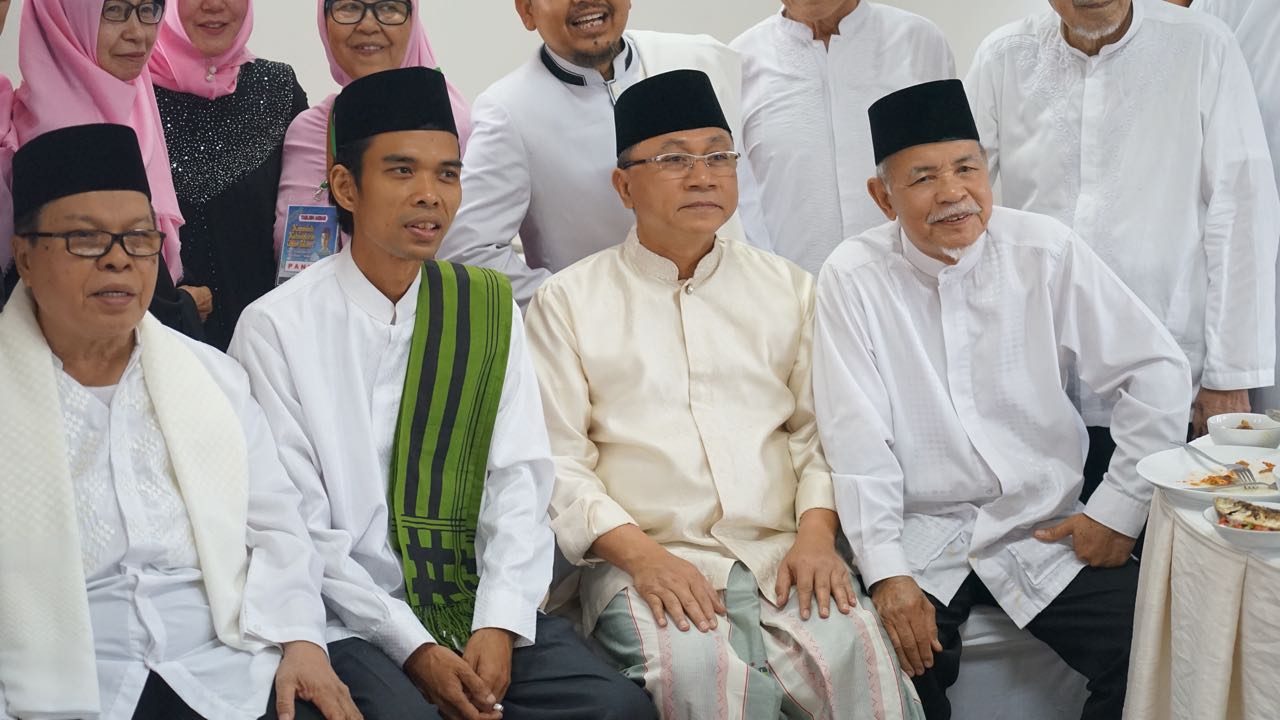 Abdul Somad, Habib Rizieq, dan Zainuddin MZ – Eramuslim